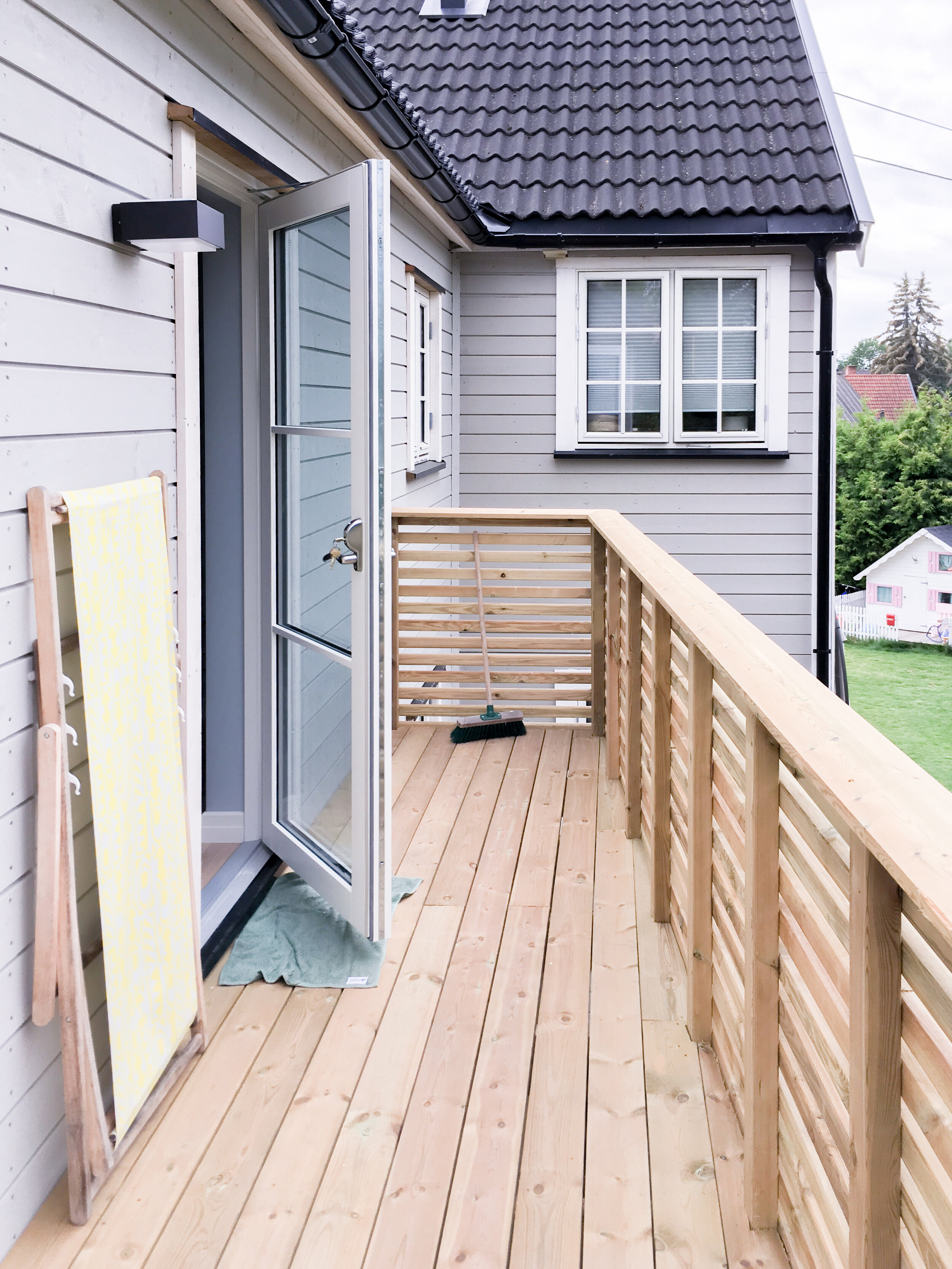 Decks and Porches – Warranty Painting and Drywall